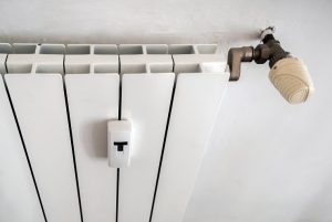 Risparmia sul riscaldamento con il trucco del foglio - NewsEcologia.it