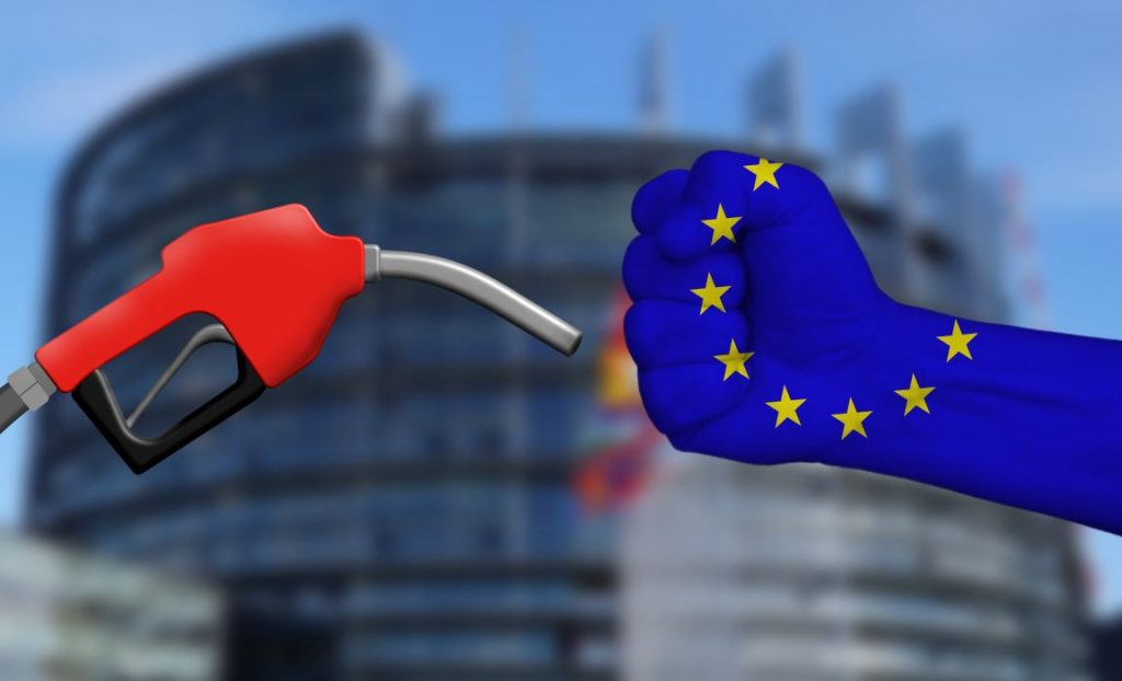Stop Benzina e Diesel, allarme industrie italiane: "A rischio decine di ...